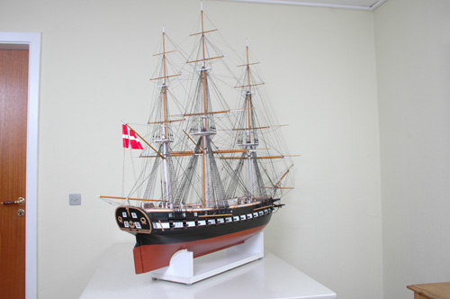 Modellen er bygget i skala 1:48 og udført i 2004.